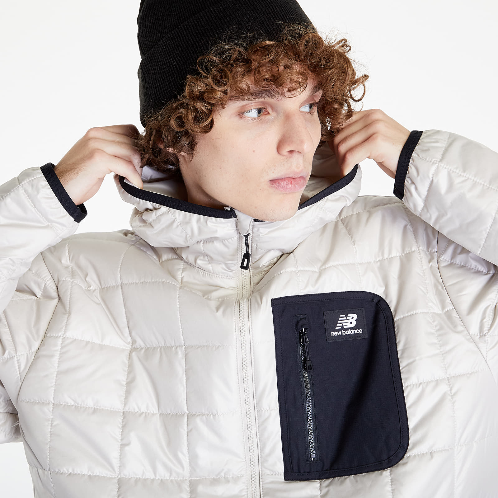 Bundy New Balance AT Puffer Jacket Timberwolf | Queens 💚