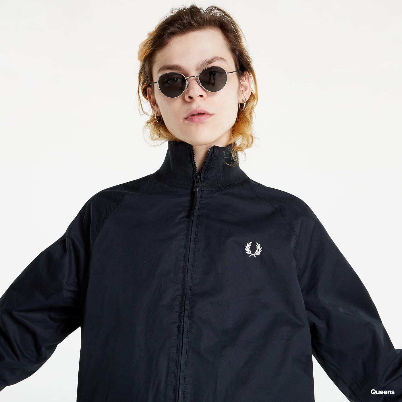 Kurtki FRED PERRY Graphic Zip Through Prt Jacket Black (J3548 102 ...
