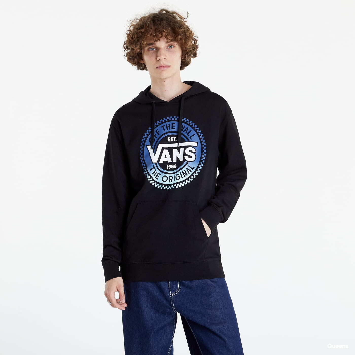 Mikiny Vans Big Chest Lock Up Po Blac Black (VN0A7PY6BLK) | Queens 💚