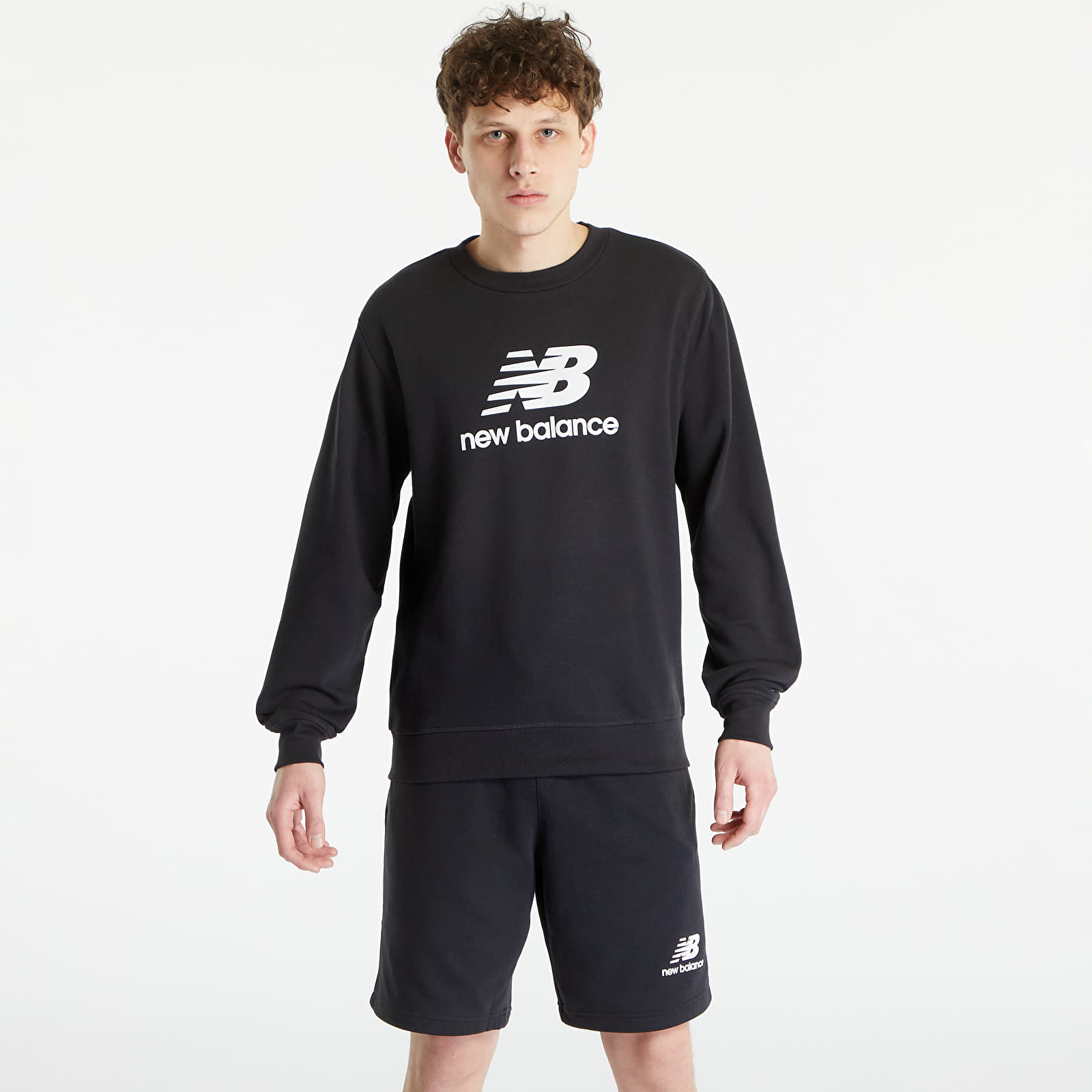 Mikiny New Balance Essentials Stacked Logo French Terry Crewneck Black ...