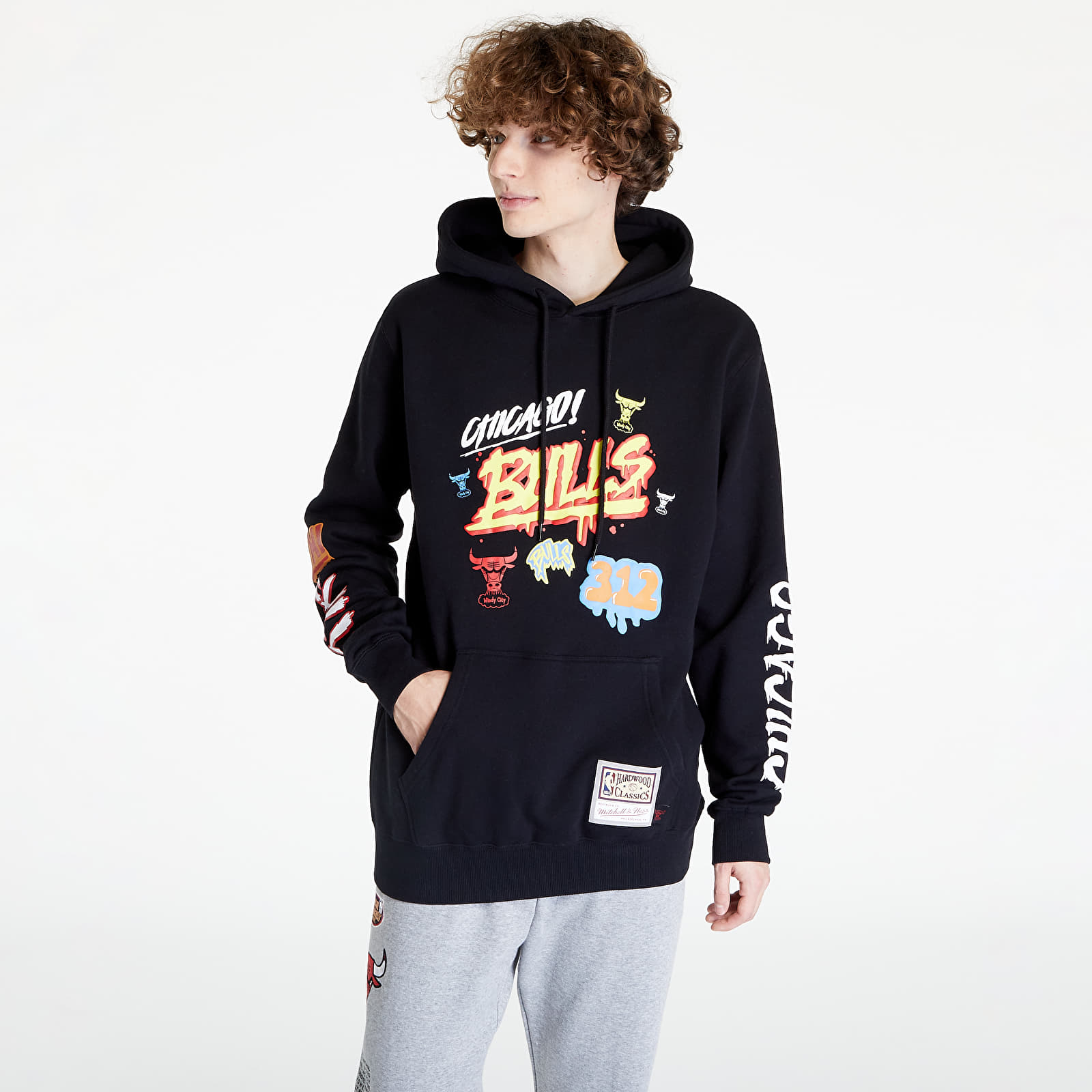 Mikiny Mitchell & Ness Slap Sticker Hoodie Black (FPHD4771-CBUYYPPPBLCK ...