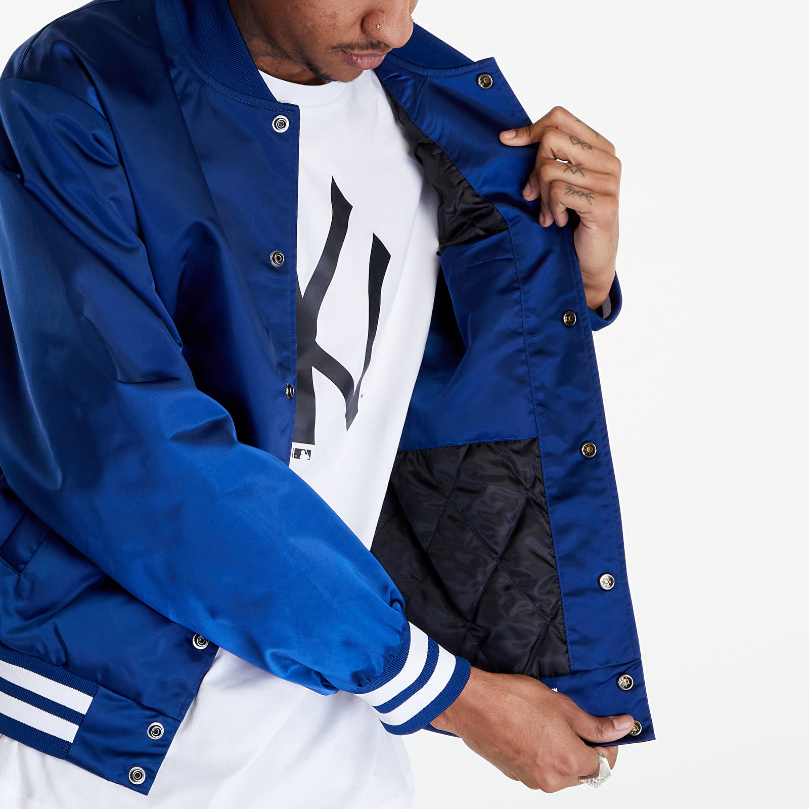 Carhartt WIP Class of 89 Bomber Jacket UNISEX Elder/ White | Queens